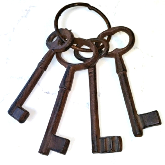 Accents | Rustic Metal Jail Keys Set Of Four Keys On A Ring Very Heavy ...